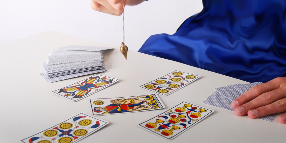 Enna, una chiromante "espulsa" dalla città - Giornale di Sicilia