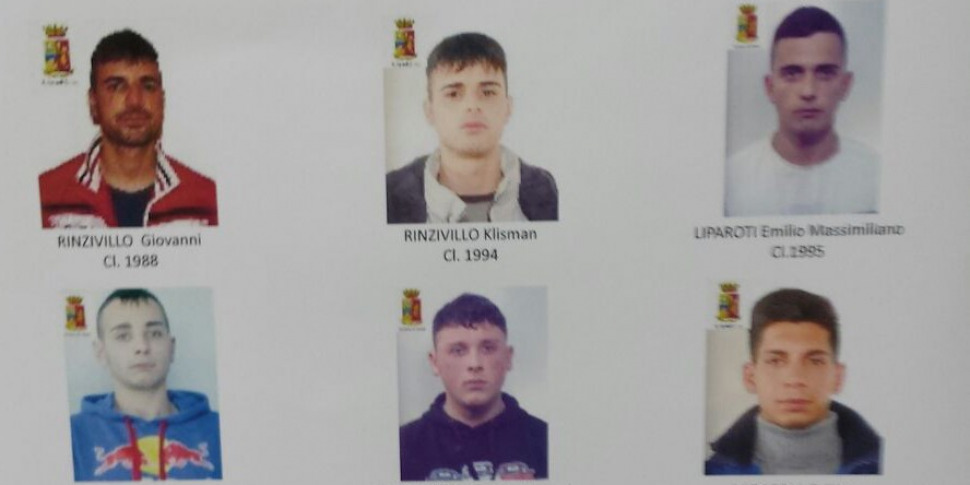 Spaccio di droga e rapine tra Gela e Catania: nomi e foto degli ... Spaccio di droga e rapine tra Gela e Catania: nomi e foto degli ...