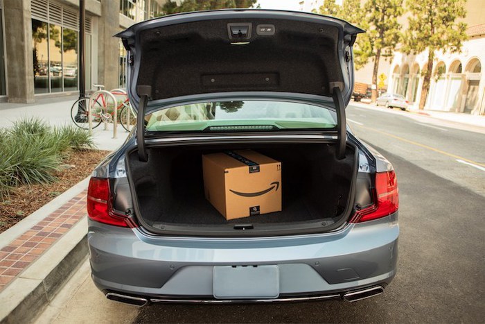 Negli States i pacchi Amazon consegnati a bordo delle Volvo - Giornale ...