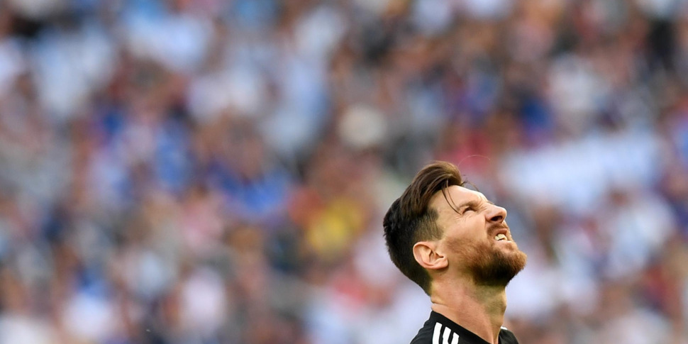 L'esordio di Lionel Messi e il primo gol col Barcellona - Giornale di ...