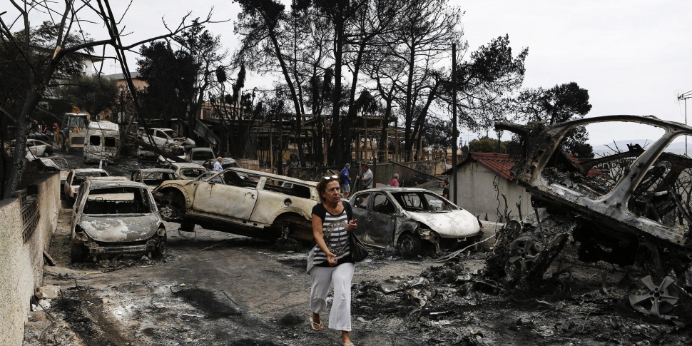 Inferno sulle vacanze in Grecia, gli incendi fanno strage - Giornale di ...