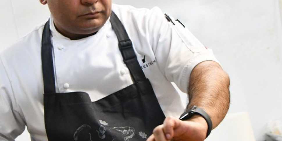 Chef Vivek in Sardegna, l'India abbraccia il Mediterraneo - Giornale di ...