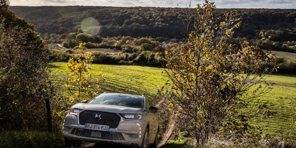 DS7 CROSSBACK E-TENSE 4X4, ibrida con prestazioni da sportiva ...