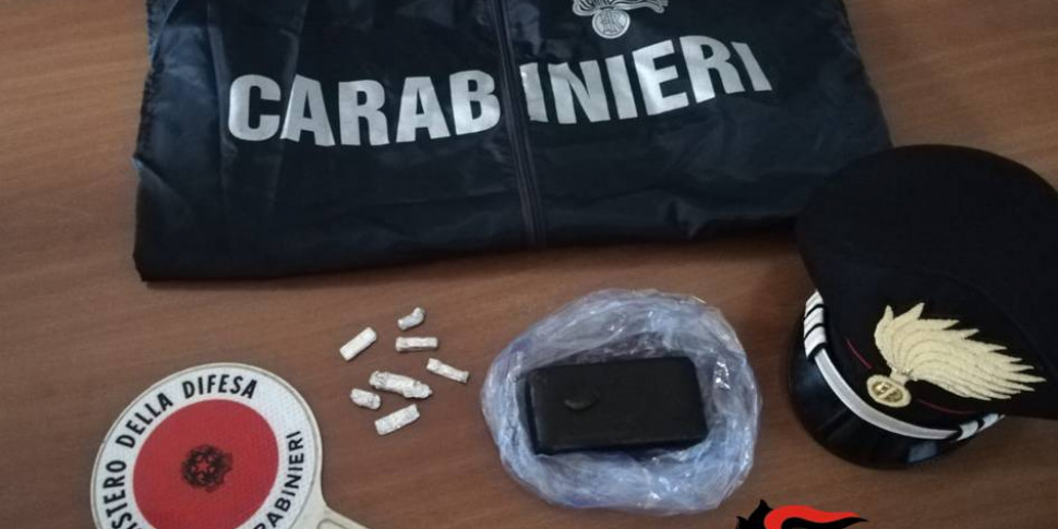 Droga nascosta tra la carne di pollo, un arresto a Trapani - Giornale ...