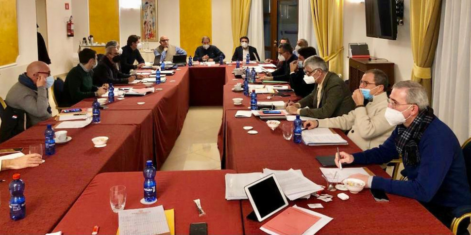 Riunione fiume della Giunta sul bilancio da proporre all'Ars - Giornale ...