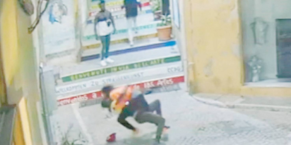 Agrigento, maxi rissa tra extracomunitari per il controllo delle piazze ...