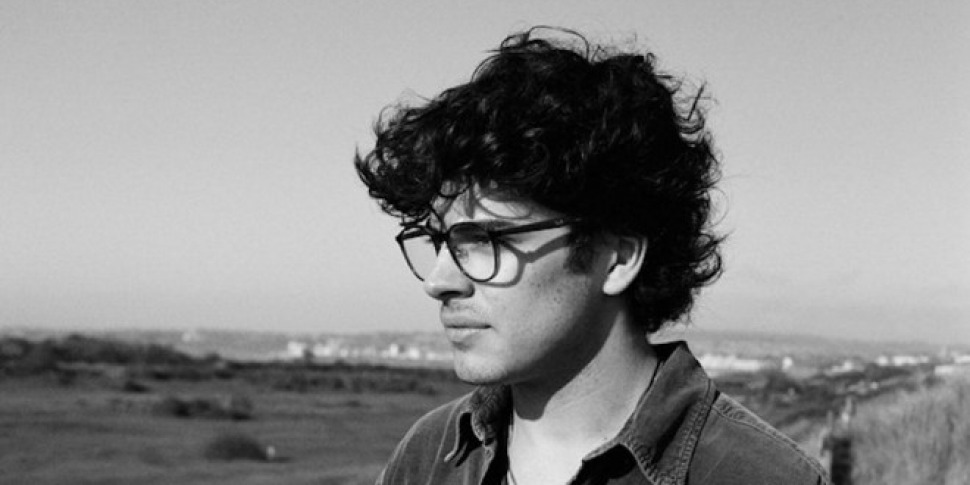 Luca Firth, figlio del famoso attore inglese Colin, in concerto a ...