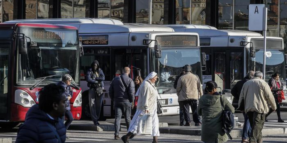 Roma: al via sperimentazione del primo "SmartBus" - Giornale di Sicilia