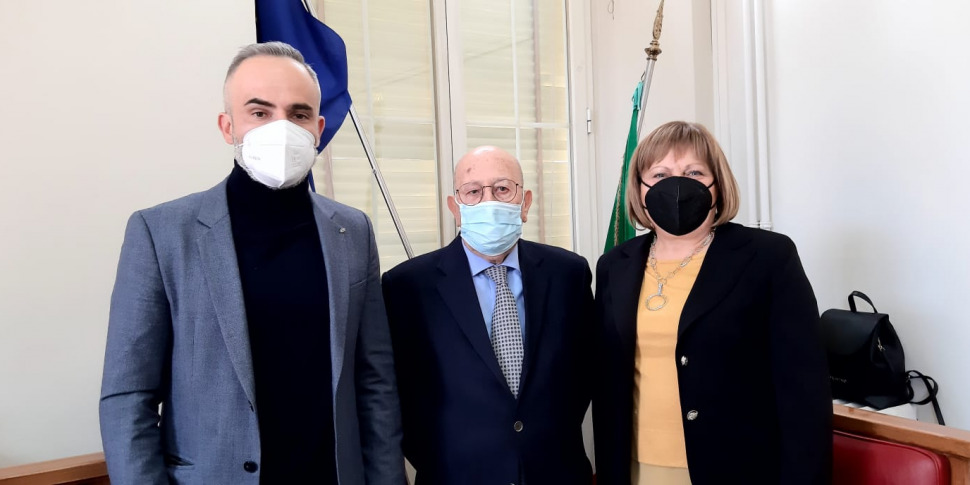 Nuovo rimpasto in giunta a Bronte, arrivano De Luca e Saitta - Giornale ...