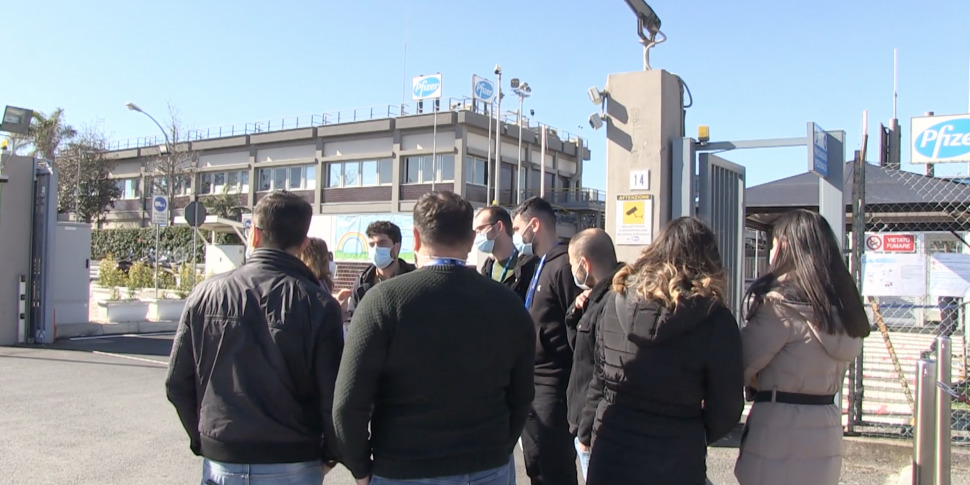 Esuberi alla Pfizer di Catania, tavolo di crisi alla Regione. I ...