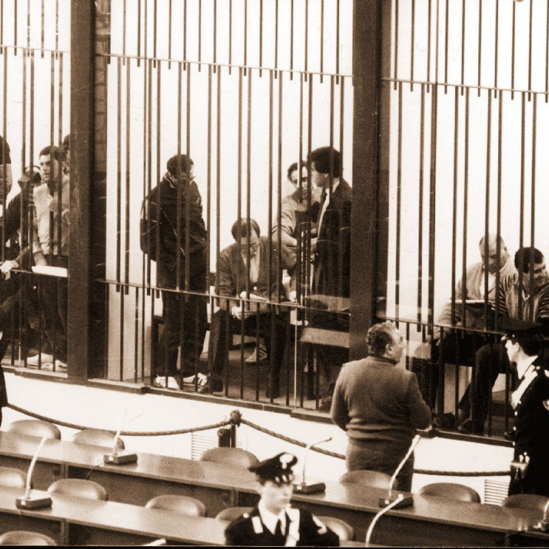 Il maxiprocesso contro Cosa Nostra e il passaggio decisivo contro lotta ...