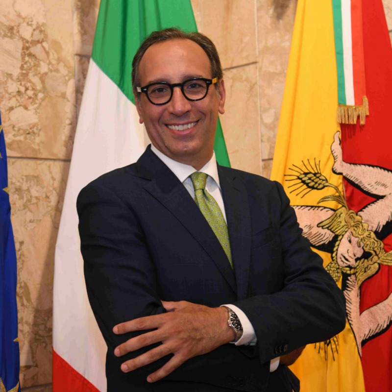 La Regione autorizza il trasferimento di 300 migranti da Pantelleria a ...