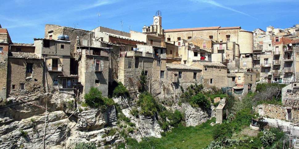 Cinquemila euro dal Comune per vivere o investire a Burgio - Giornale ...