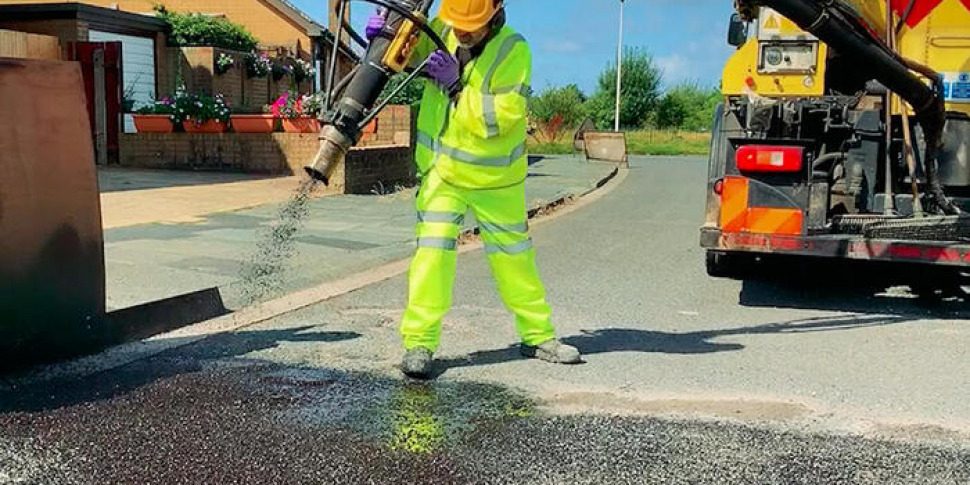 Velocity Patching ripara buche asfalto in meno di 4 minuti - Giornale ...