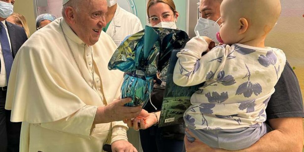 Il Papa pronto a lasciare l'ospedale, ai riti della Pasqua ci sarà ...