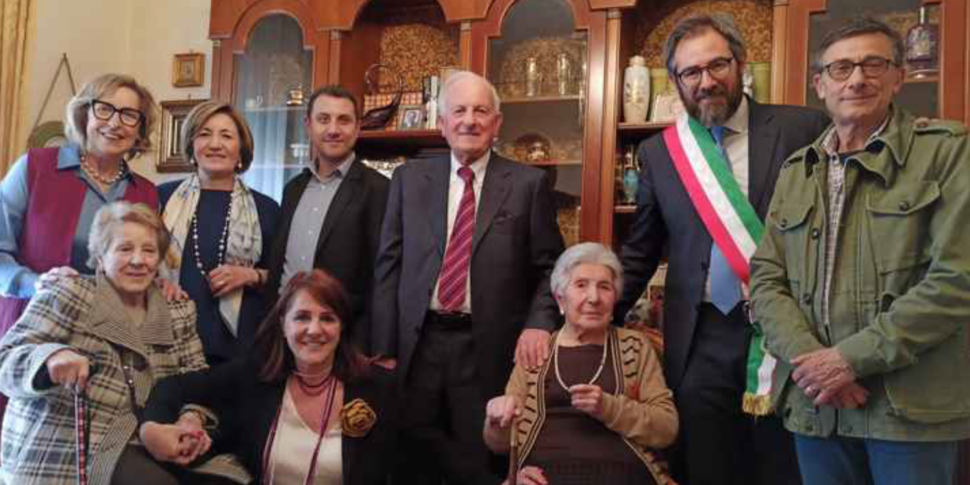 Monreale festeggia i cento anni di Gina Cimino, storica segretaria della scuola Novelli ...