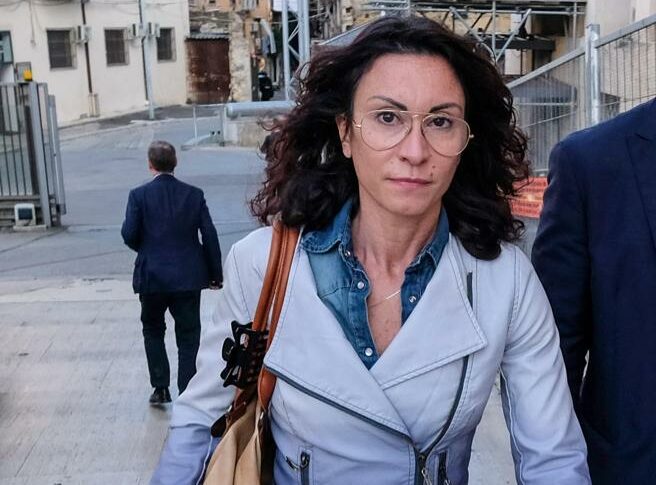 Palermo, nessun falso: assolta l'ex parlamentare Occhionero - Giornale ...