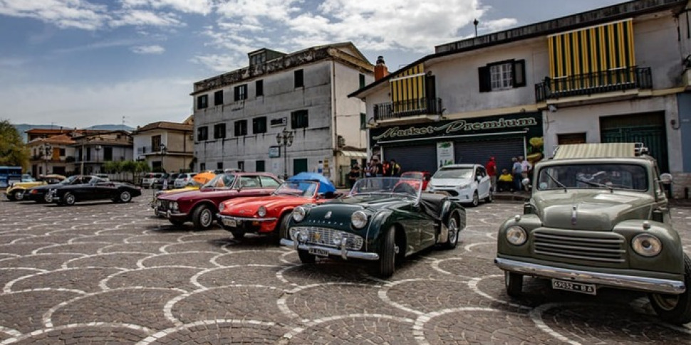 Ruote nella Storia di Aci approda a Capua - Giornale di Sicilia