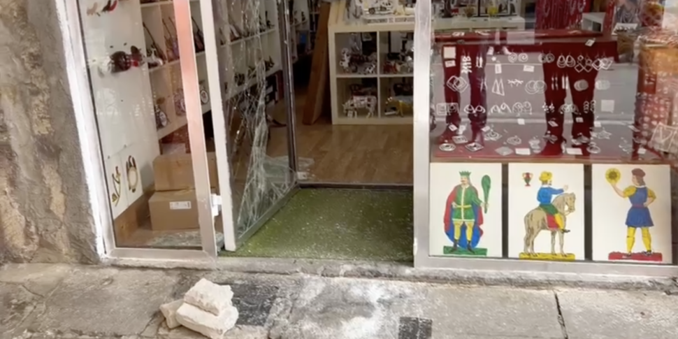 A Palermo vetrina spaccata in corso Vittorio Emanuele, terzo colpo per un negozio di ...