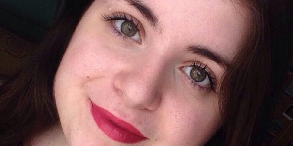 Muore a 27 anni dopo un intervento, Roccalumera in lacrime per Simona Sturiale - Giornale di Sicilia