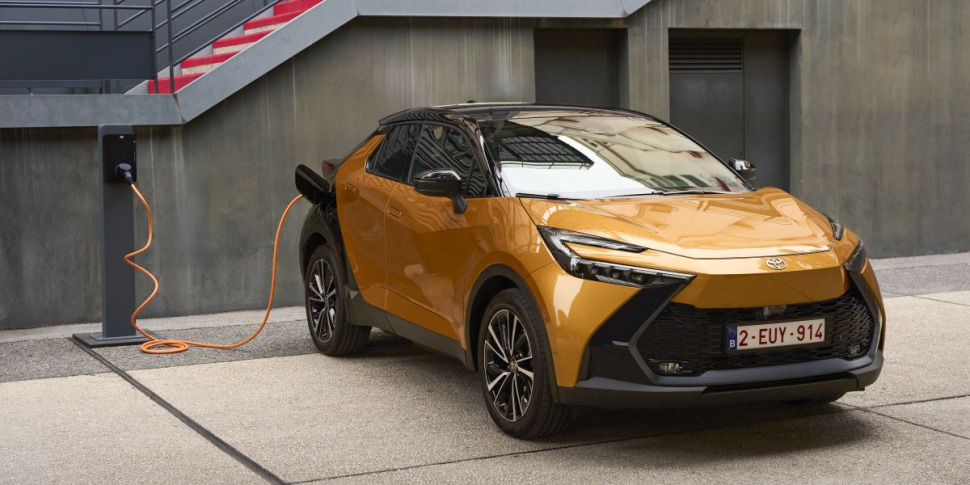 Toyota C-HR Plug-in Hybrid, una concept car per la strada - Giornale di ...