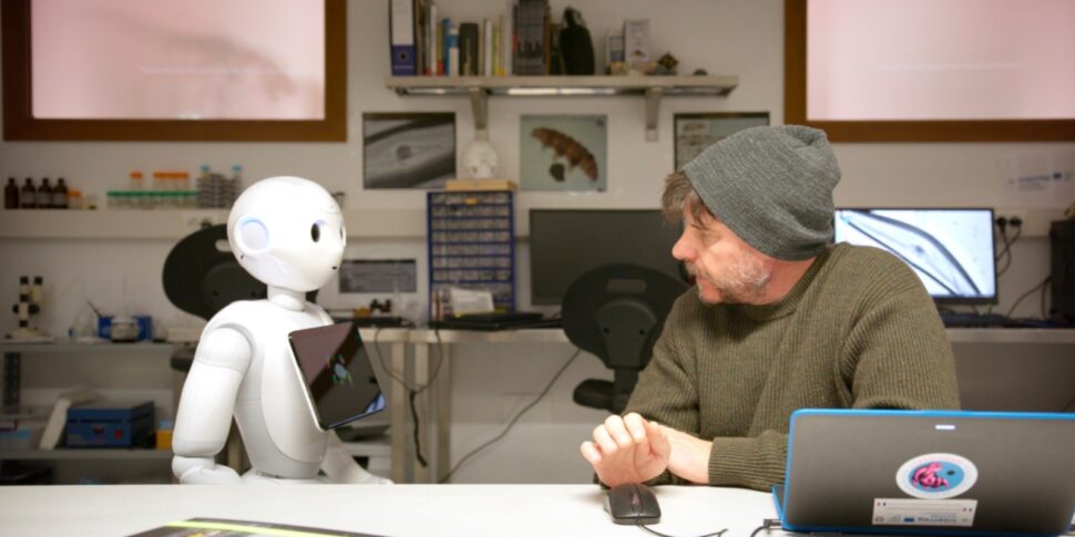 Un viaggio alla ricerca di noi stessi in «Segnali di vita», il film del ...