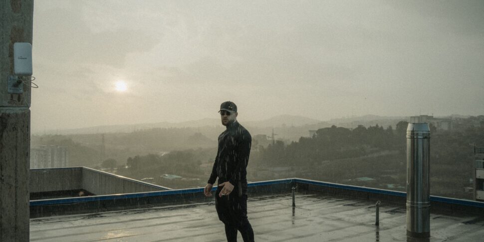 «Malutempu» è il nuovo singolo di Enzo Benz: il dialetto catanese ...