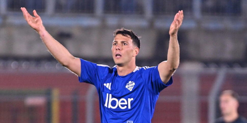 Saric saluta il Palermo, il bosniaco va al Cesena: ora è sprint per ...