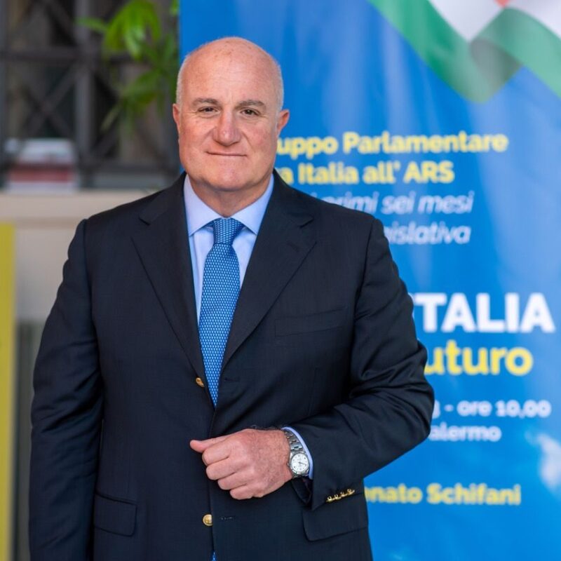 Forza Italia, Caruso si candiderà alla segreteria regionale - Giornale ...