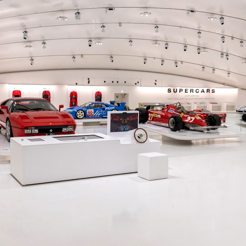 Al museo Enzo Ferrari di Modena la nuova mostra “Supercars” - Giornale ...