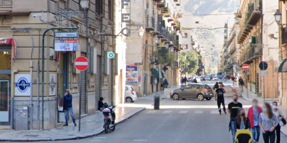 Rissa con coltelli e pistola in via Maqueda a Palermo, arriva la ...