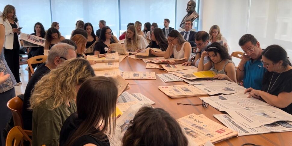 Al Giornale di Sicilia la prima tappa del Silent Reading per i 160 anni del Sole 24 Ore ...