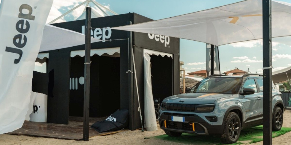 Jeep Avenger 4xe protagonista ai 105 XMasters 2025 - Giornale di Sicilia