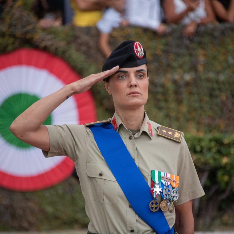 Emanuela Scuderi è la prima donna al comando di un reparto dell ...