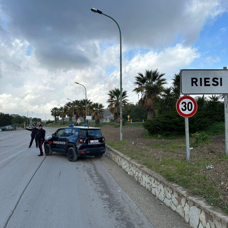 Riesi, preso a morsi un vigile urbano: arrestato un automobilista ...