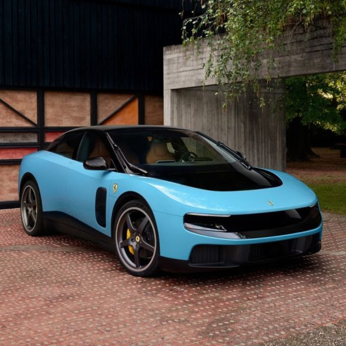 Svelata a Roma “Ferrari Luce”, la prima auto elettrica della casa di ...