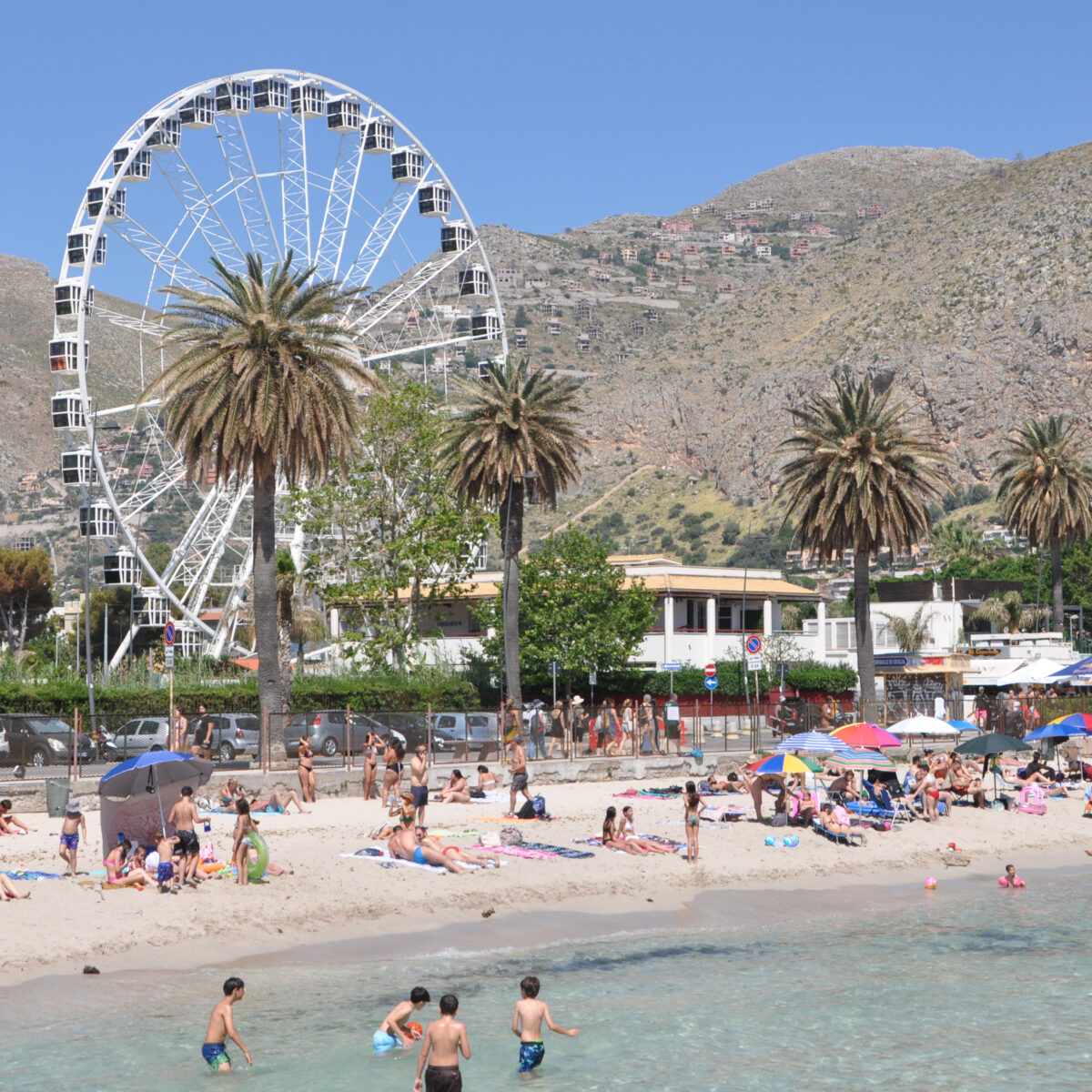 A Mondello si parte dai lidi. C’è il personale, ma non tutto - Giornale ...
