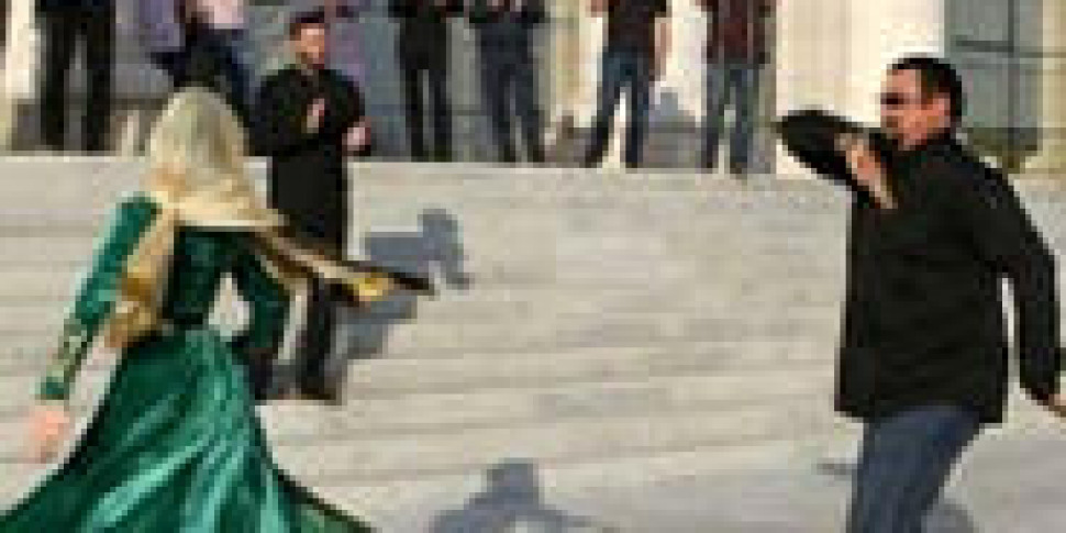 La scatenata danza di Steven Seagal: il video - Giornale di Sicilia