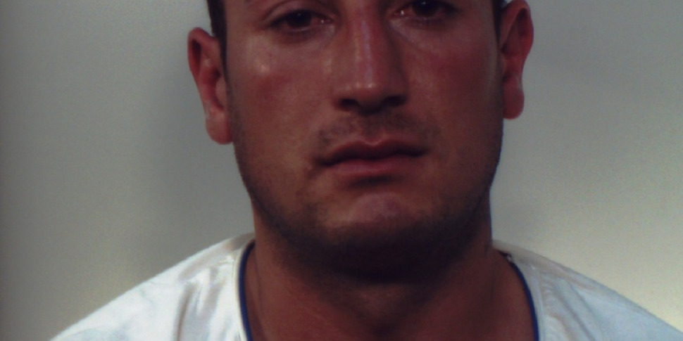 Gela, tenta furto in casa e poi fugge tra i tetti: un arresto ...